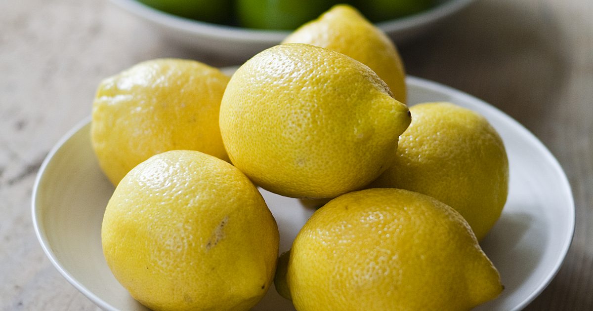 Barefoot Contessa | Fresh Whiskey Sours | Recipes